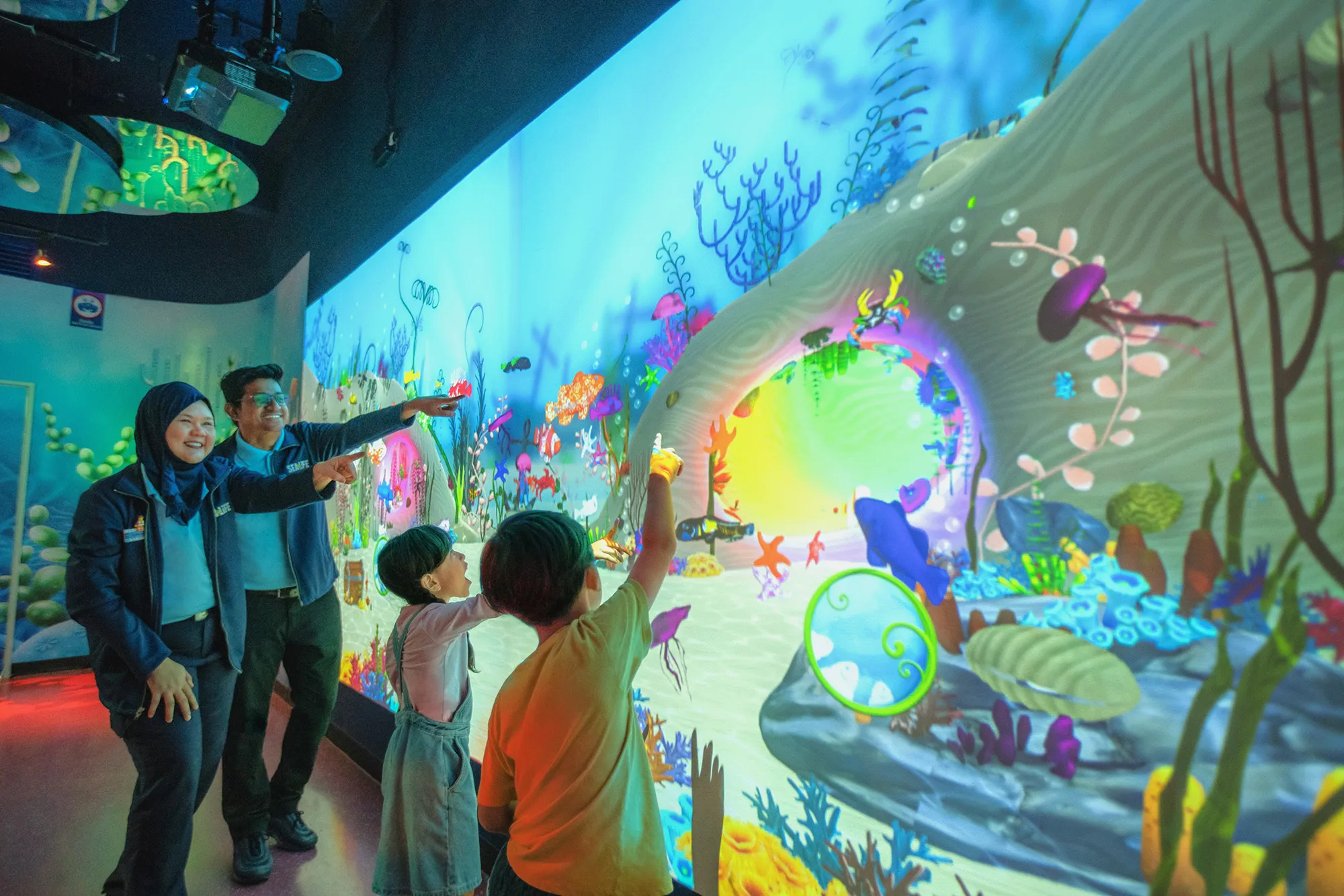 Amazing Creations Zone | SEA LIFE Malaysia