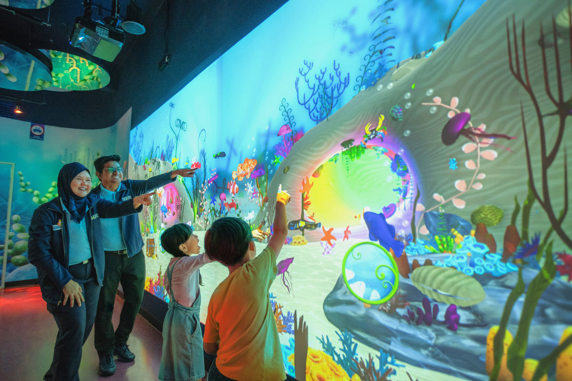 Amazing Creations Zone | SEA LIFE Malaysia